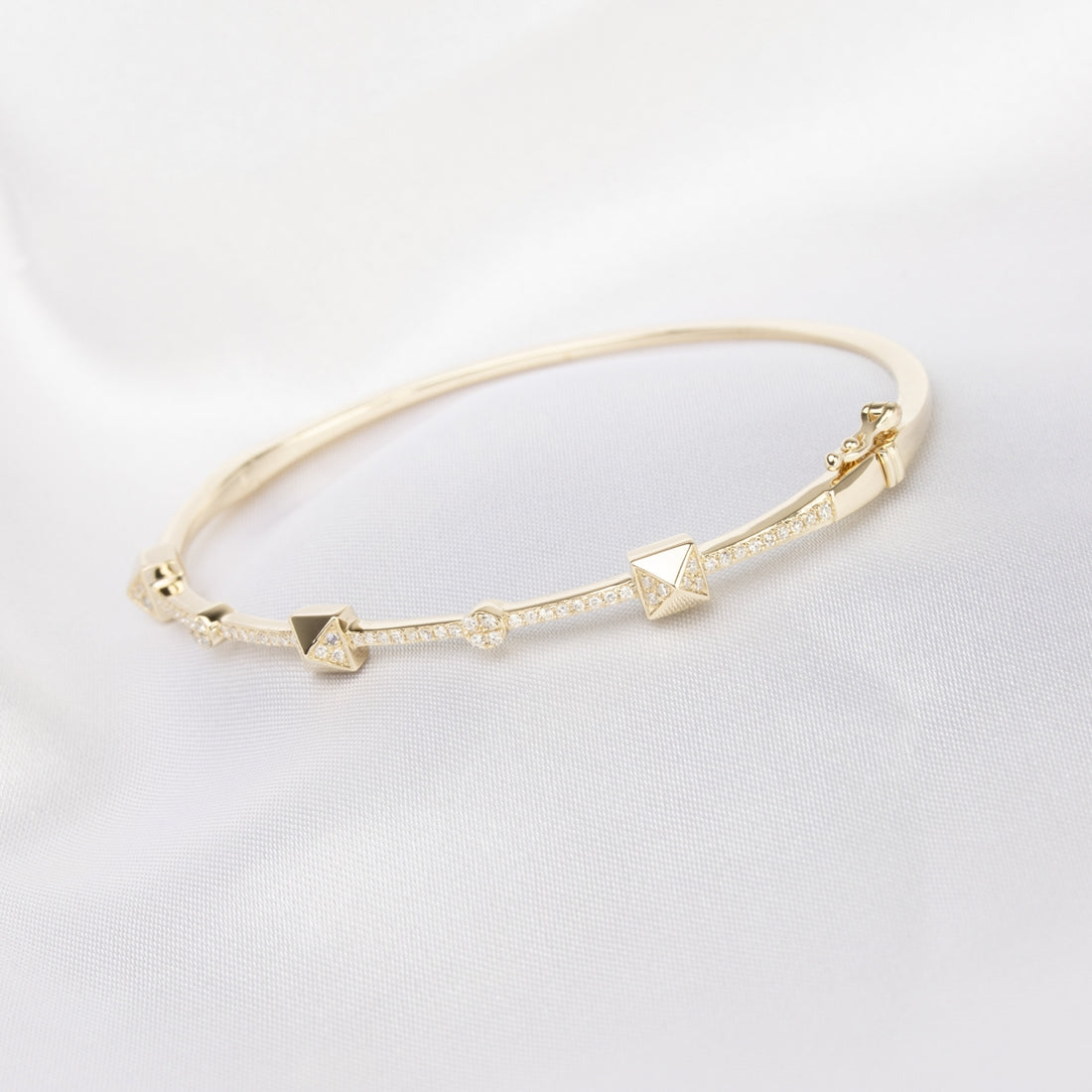 Points and Curves Stud Bangle – Luvente