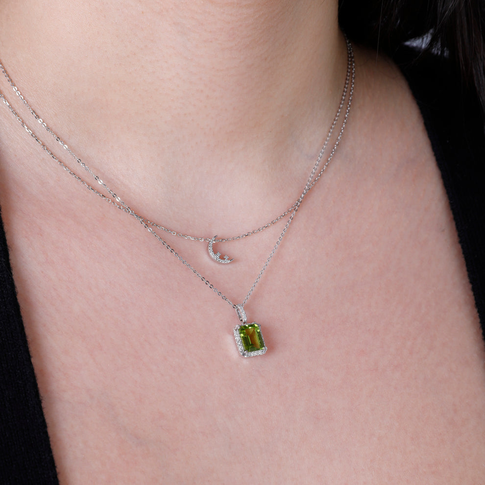 Delicate Emerald Cut Necklace – Luvente