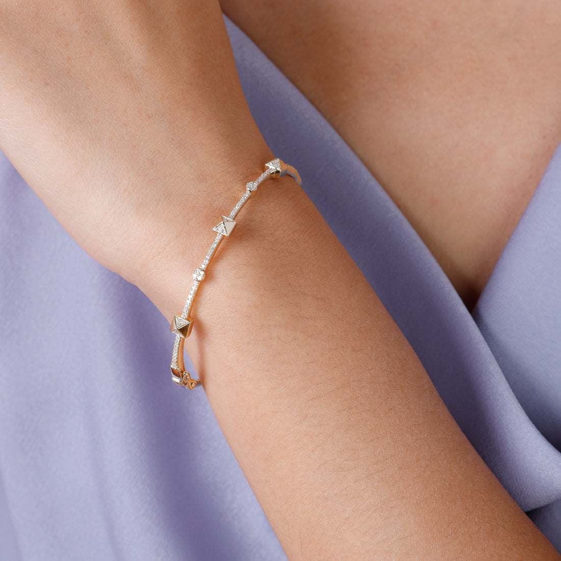 Points and Curves Stud Bangle – Luvente